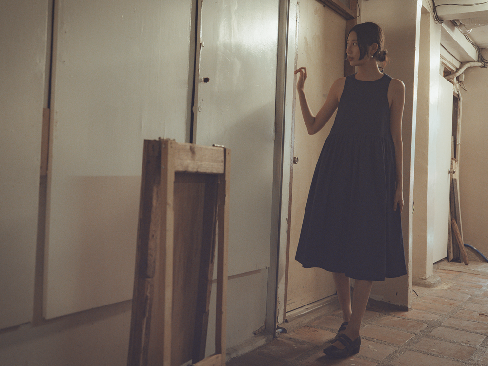Gunita Dress in Navy